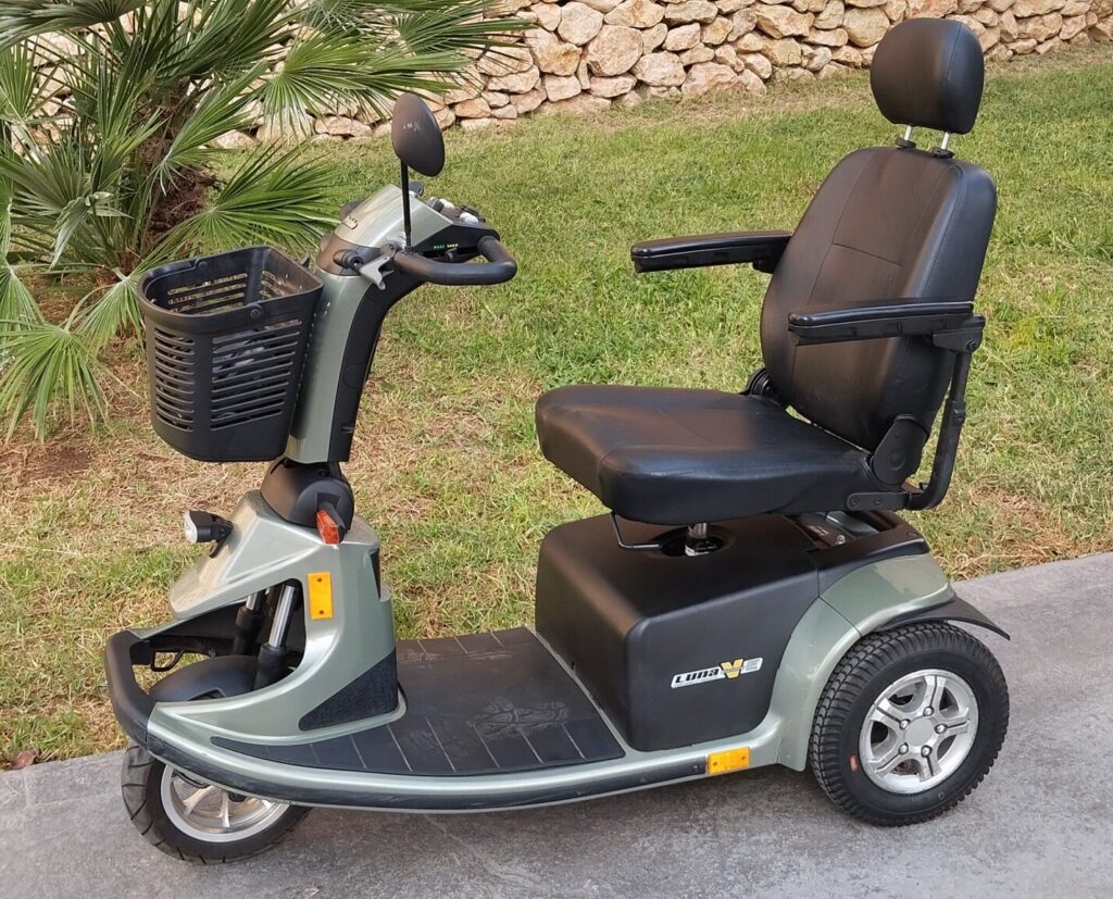 Easyhire mobility scooter hire Benidorm - Mobility scooter rental Benidorm